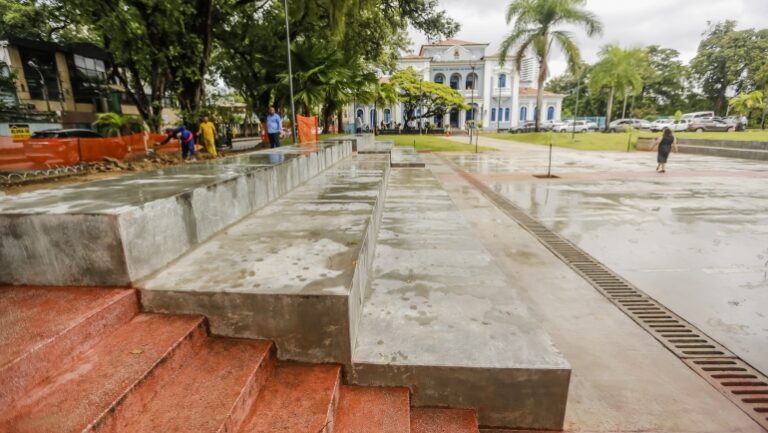 Capibaribe Park, environmental recovery of the ecological corridor that ...